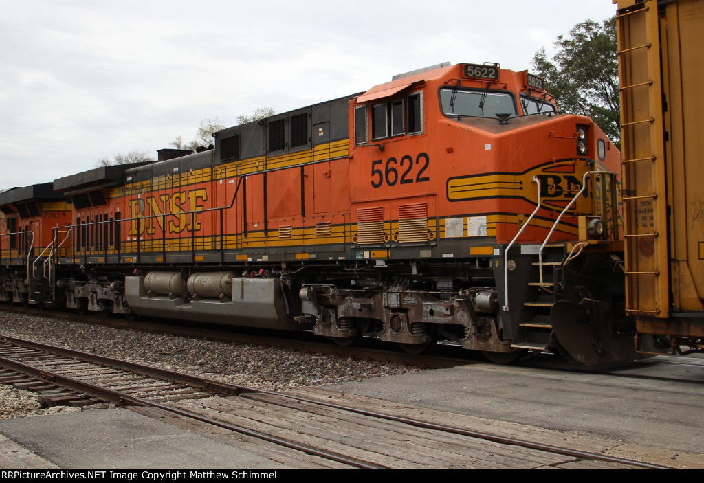 BNSF 5622